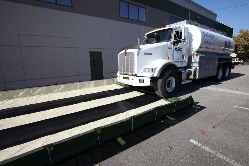 Ride-Side Berm | Spill Containment Berms & Trays | West Coast Spill ...